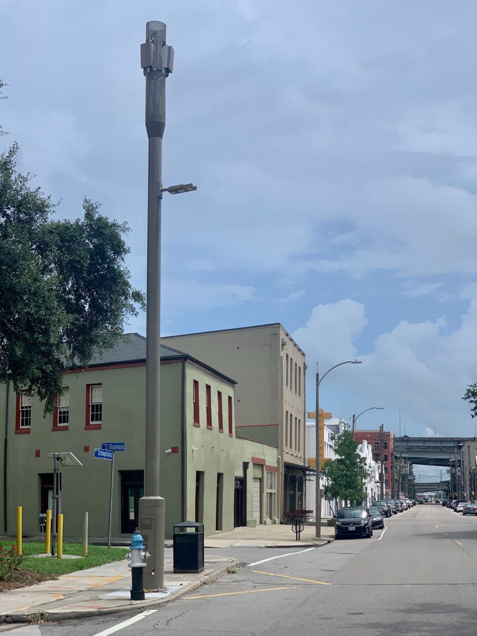 City sets design standards for 5G wireless poles