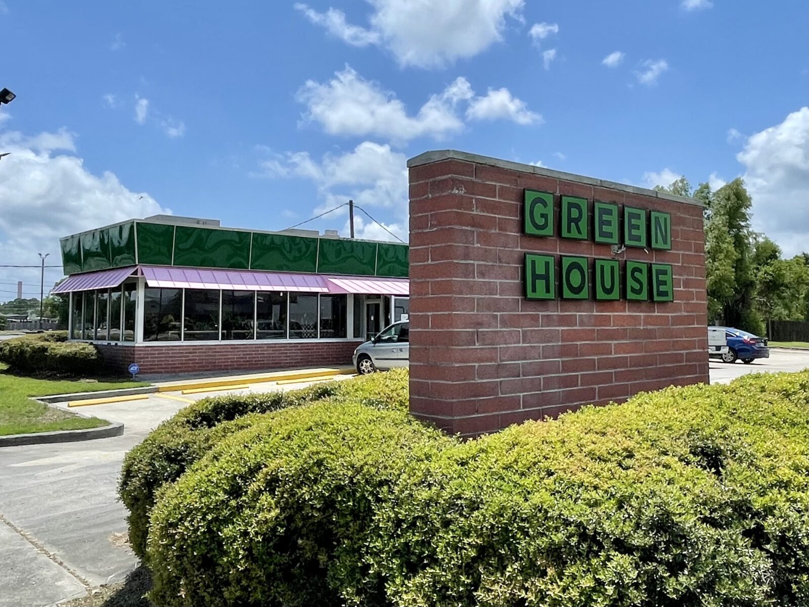 Blighted Waffle House building transformed into plant store